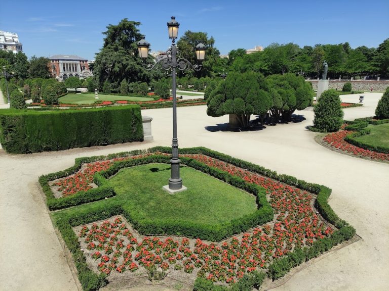 Guía de actividades en el parque del Retiro para familias y niños